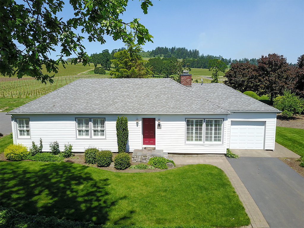 Stay at Stoller Family Estate's Guest Houses