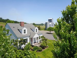 You’re Invited to Visit Stoller Family Estate